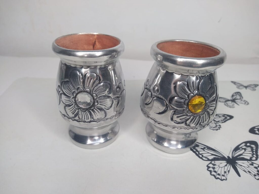 mate-de-madera-recubierto-en-aluminio-tallado-abanico-bazar